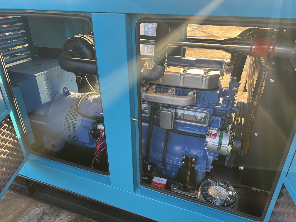 ricardo 100kva (80kw) silent generator 3 phase 50hz 400v new unused ...