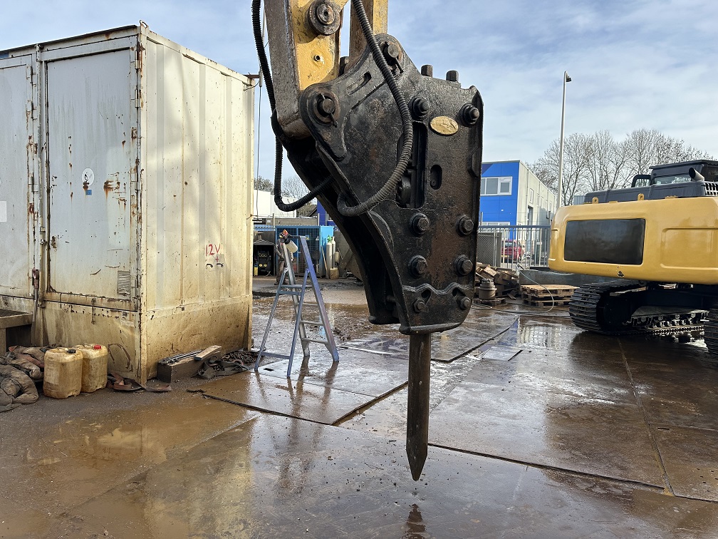 hammer for 20 tons excavator | Hogeboom Machinery | Hogeboom Machinery