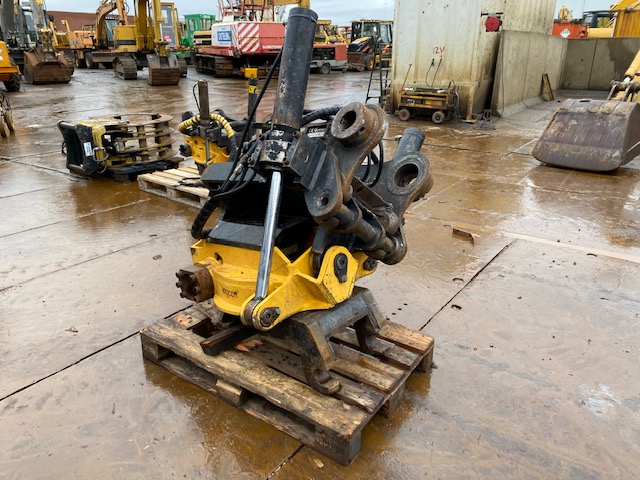 Engcon rototilt for 25 tons excavator | Hogeboom Machinery | Hogeboom ...