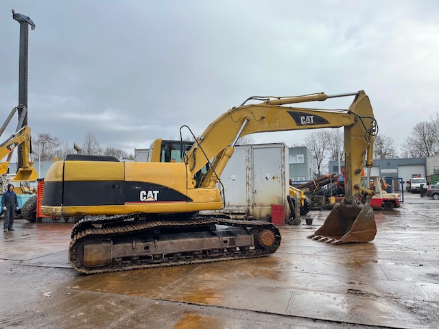 Caterpillar 322 CL Excavator 3704 | Hogeboom Machinery | Hogeboom Machinery