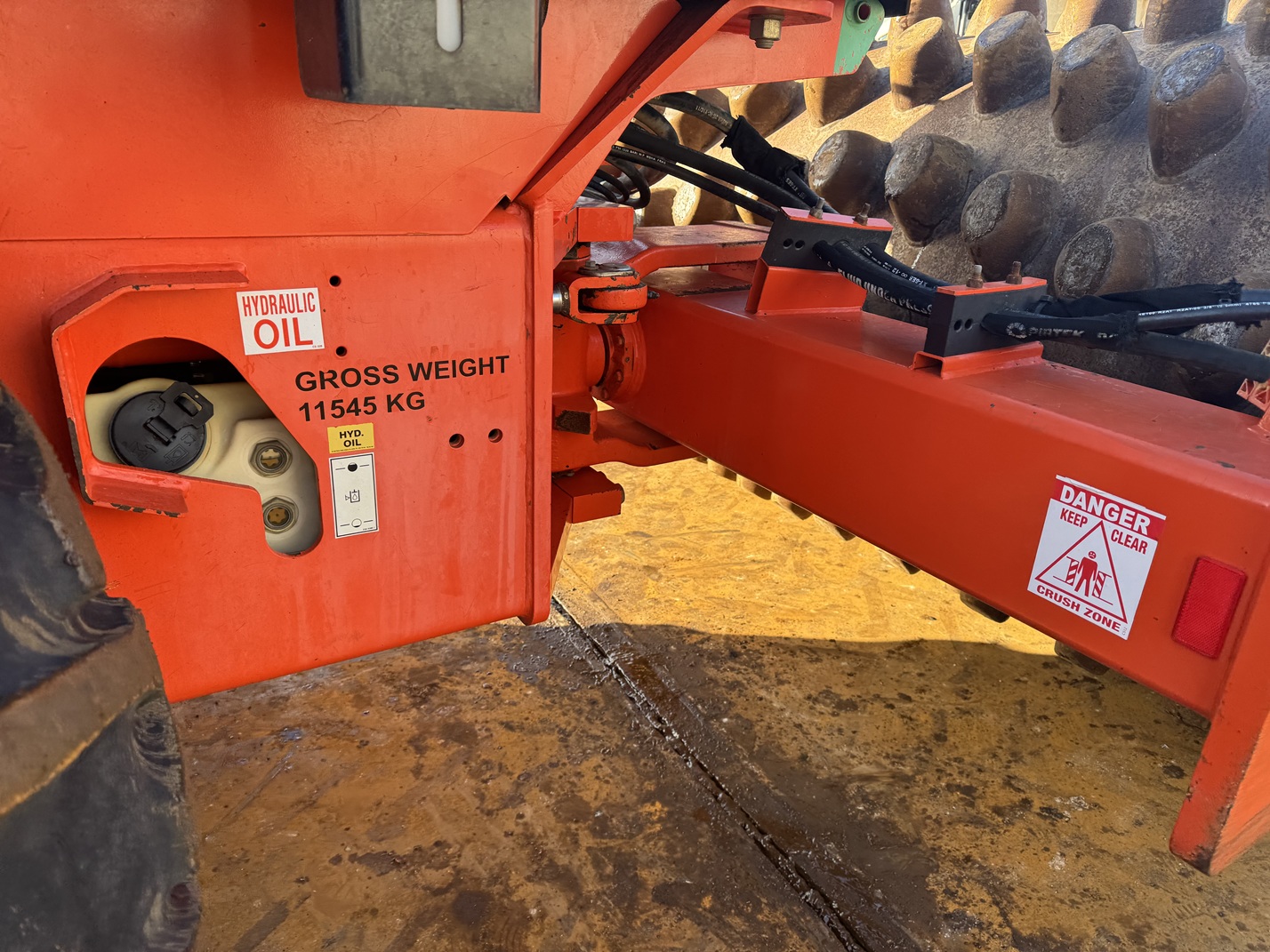 caterpillar cp533e | Hogeboom Machinery | Hogeboom Machinery