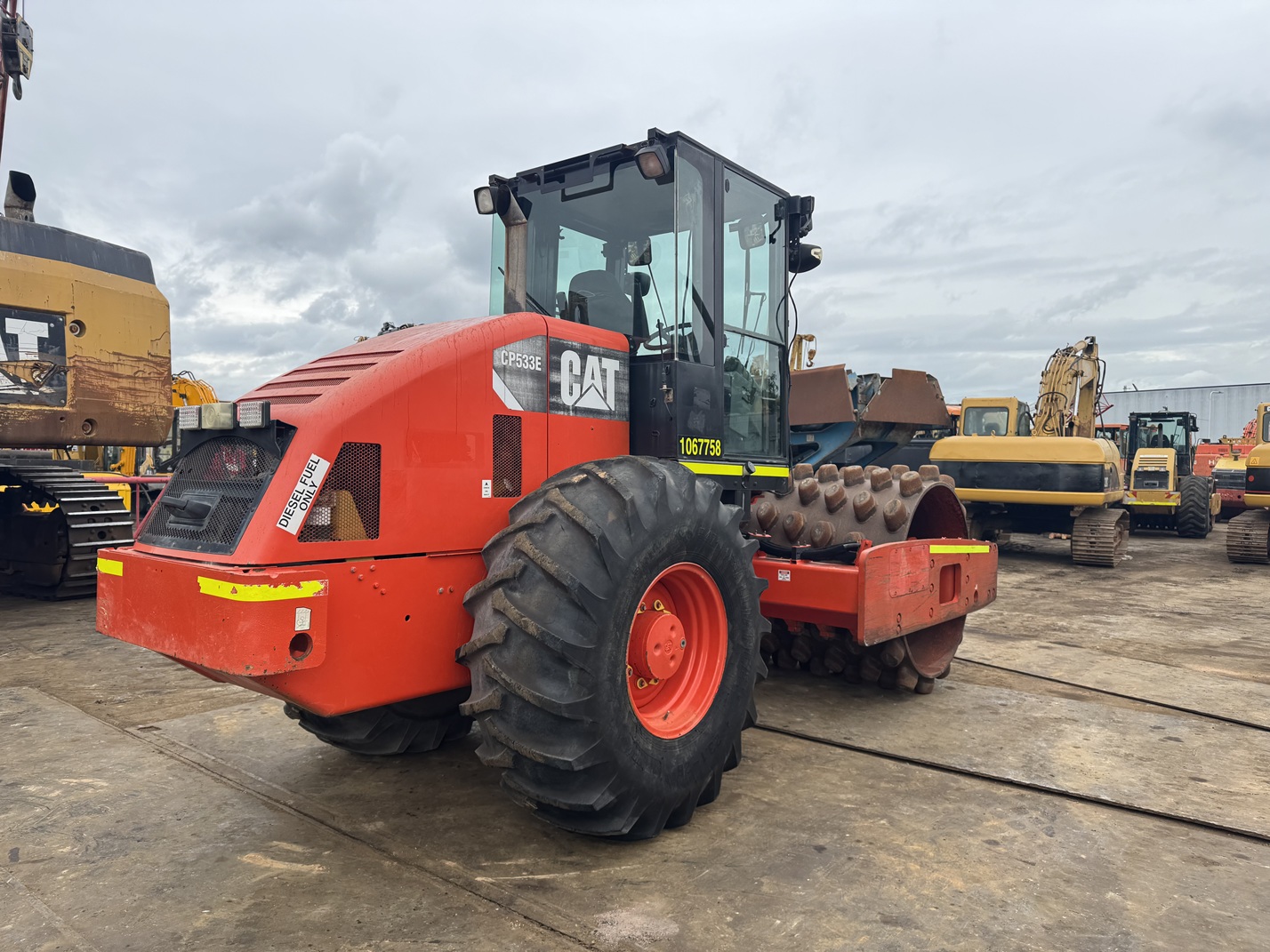 caterpillar cp533e | Hogeboom Machinery | Hogeboom Machinery