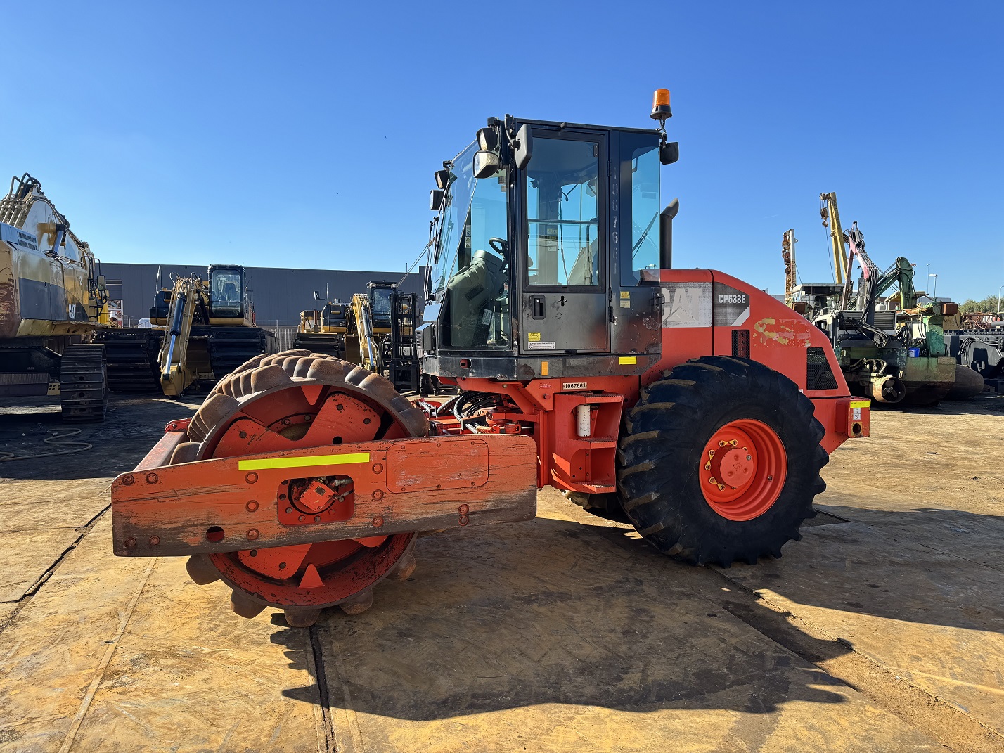 Construction machines for sale: pavers, cranes, excavators, graders ...