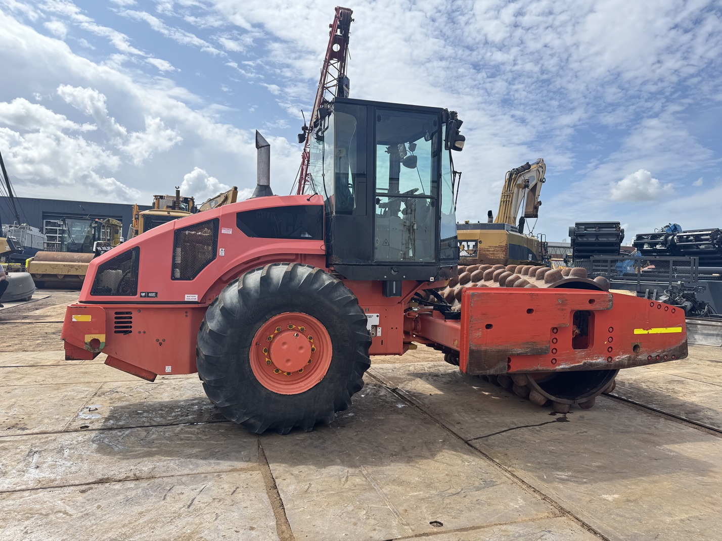 caterpillar cp76 | Hogeboom Machinery | Hogeboom Machinery