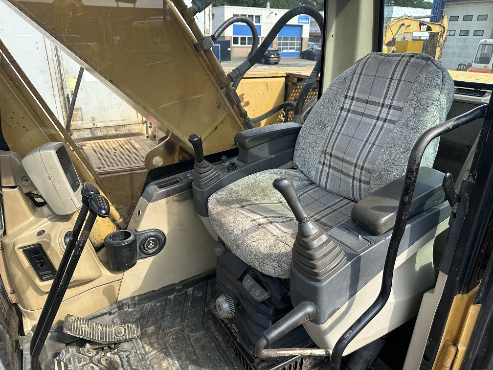 caterpillar 320c | Hogeboom Machinery | Hogeboom Machinery