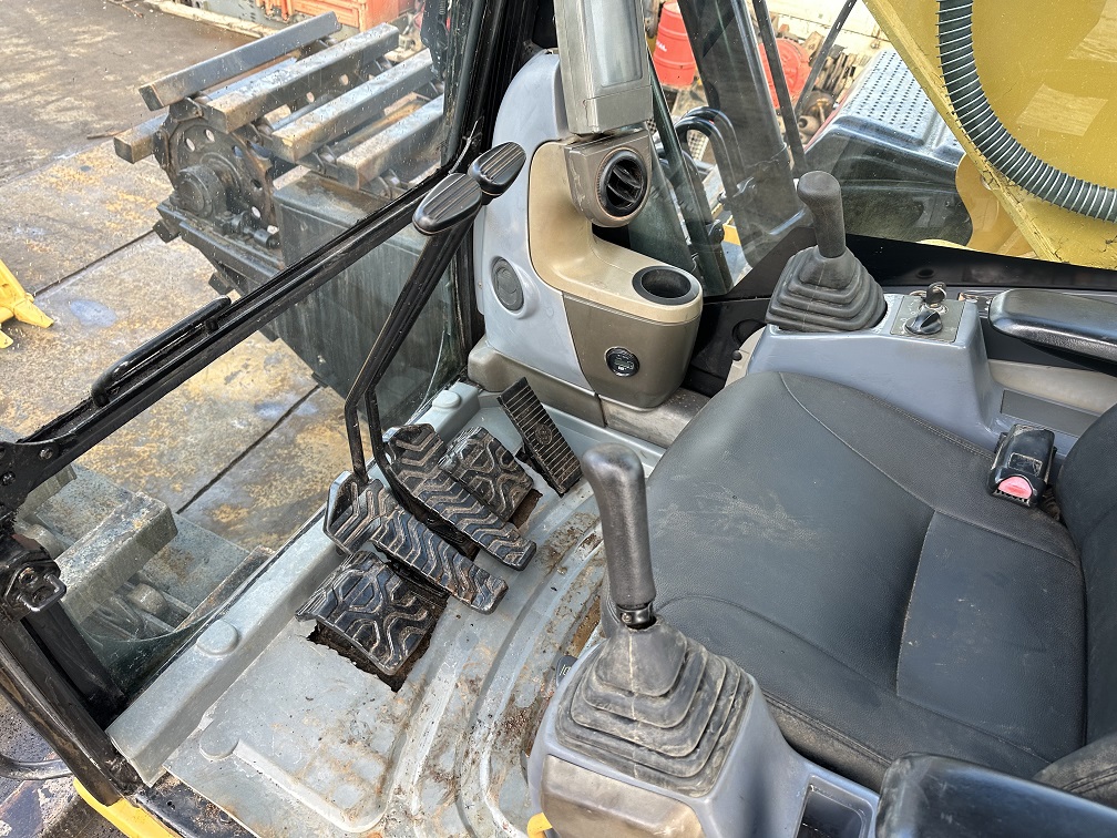 caterpillar 323dl swamp buggy incl 16m long reach | Hogeboom Machinery ...