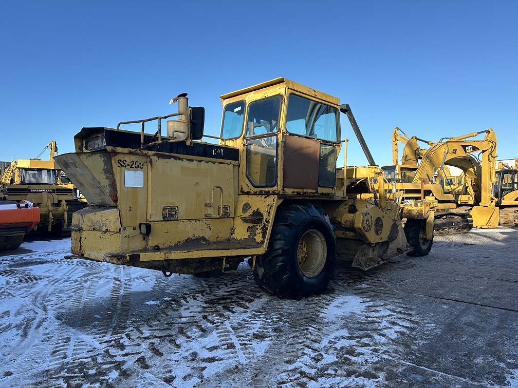 Construction machines for sale: pavers, cranes, excavators, graders ...